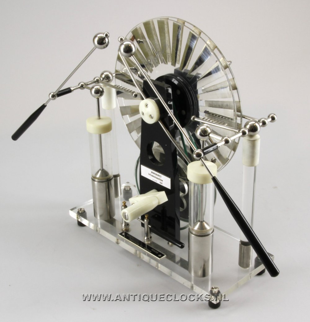 Wimshurst electrostatic influenz machine, Wimshurst machine, influencing machine, 1960-1970, #9711